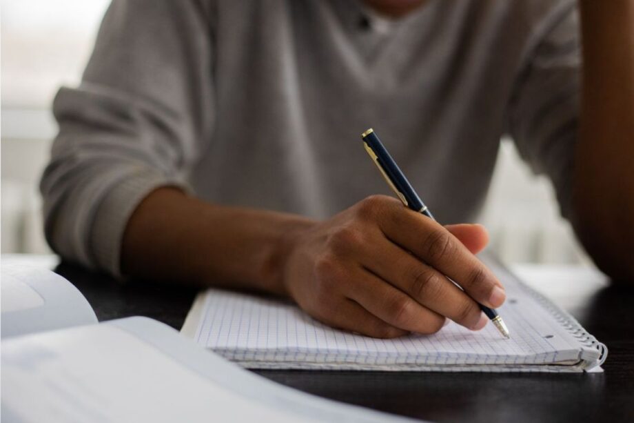 When To Use A Semicolon: 2026 Rules and Common Mistakes